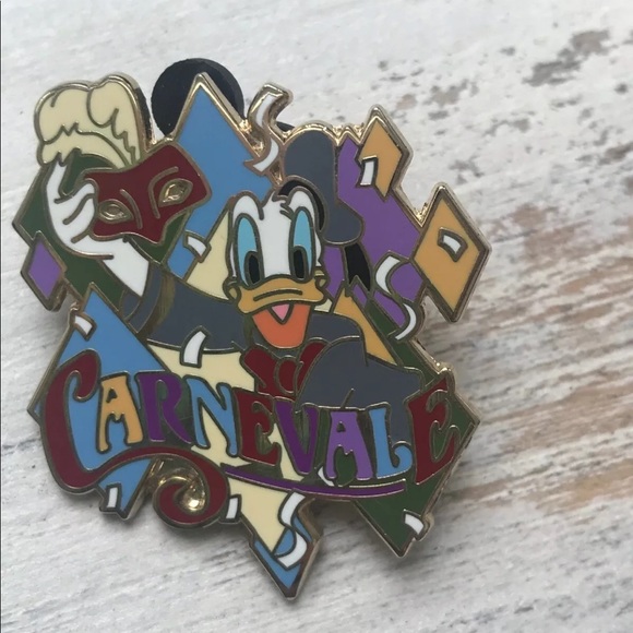 Disney | Accessories | Adventures By Disney Donald Duck Italy Pin New ...